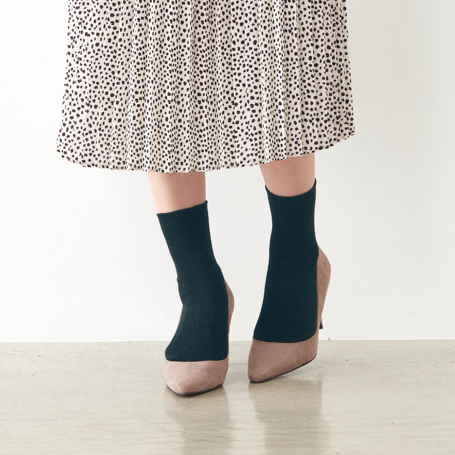 かかとにフィットするクルー丈細リブソックス[日本製]（ソックス/靴下）｜通販のベルメゾンネット