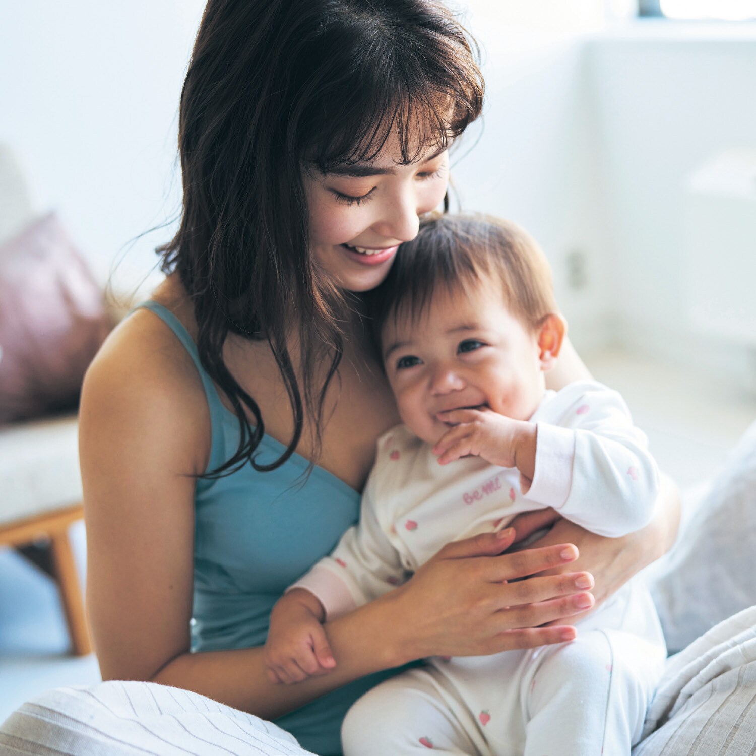 授乳に便利！なめらか保湿素材の産後サイズ瞬間授乳ブラキャミソール（マタニティ キャミソール/肌着）｜(ウルハグ/uru-hug)｜通販のベルメゾンネット